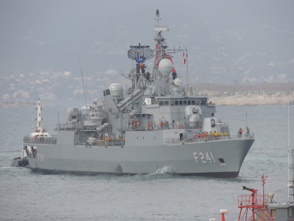 Ήρθε η NATOική δύναμη SNMG2 στο λιμάνι του Πειραιά | PireasPiraeus ...