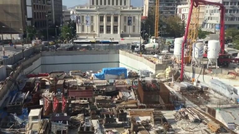 Το εργοτάξιο του μετρό στο Δημοτικό Θέατρο απο ψηλά [video ...