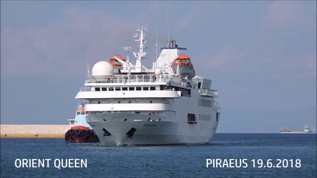 Orient Queen : Το κρουαζιερόπλοιο που βυθίστηκε λόγω της έκρηξης στη ...