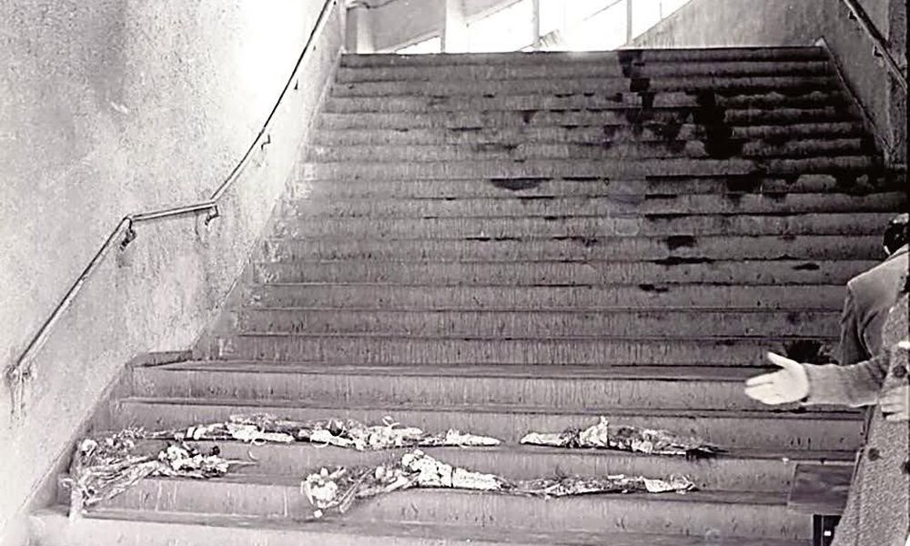 40 χρόνια απο την τραγωδία της Θύρας 7 | PireasPiraeus . the web