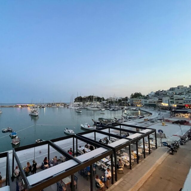 Μικρολίμανο : Μια βόλτα στην ανάπλαση δίπλα στη θάλασσα [video ...