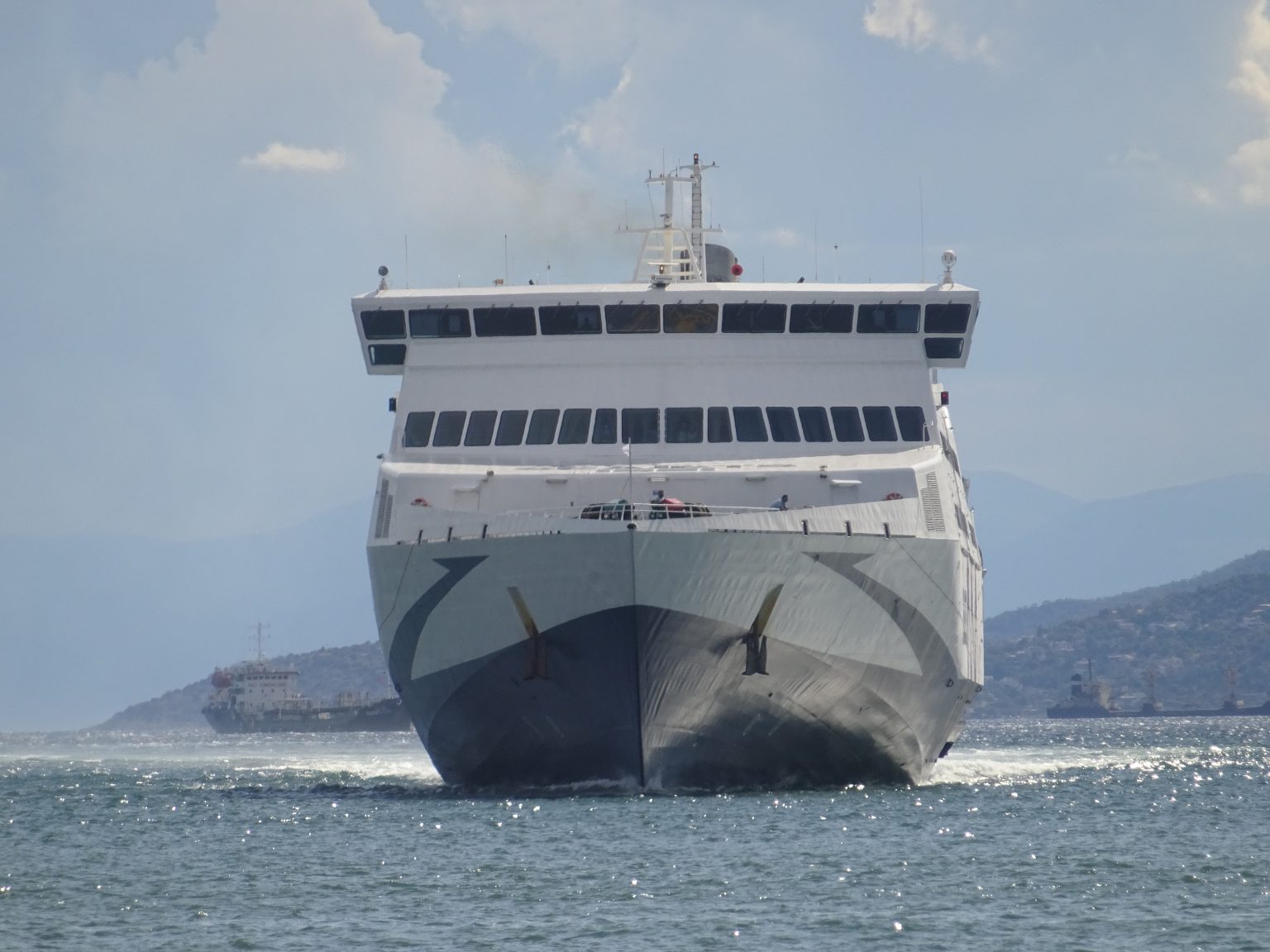 2020 : Ποιά κρουαζιερόπλοια επισκέφτηκαν τον Πειραιά τη χρονιά της ...