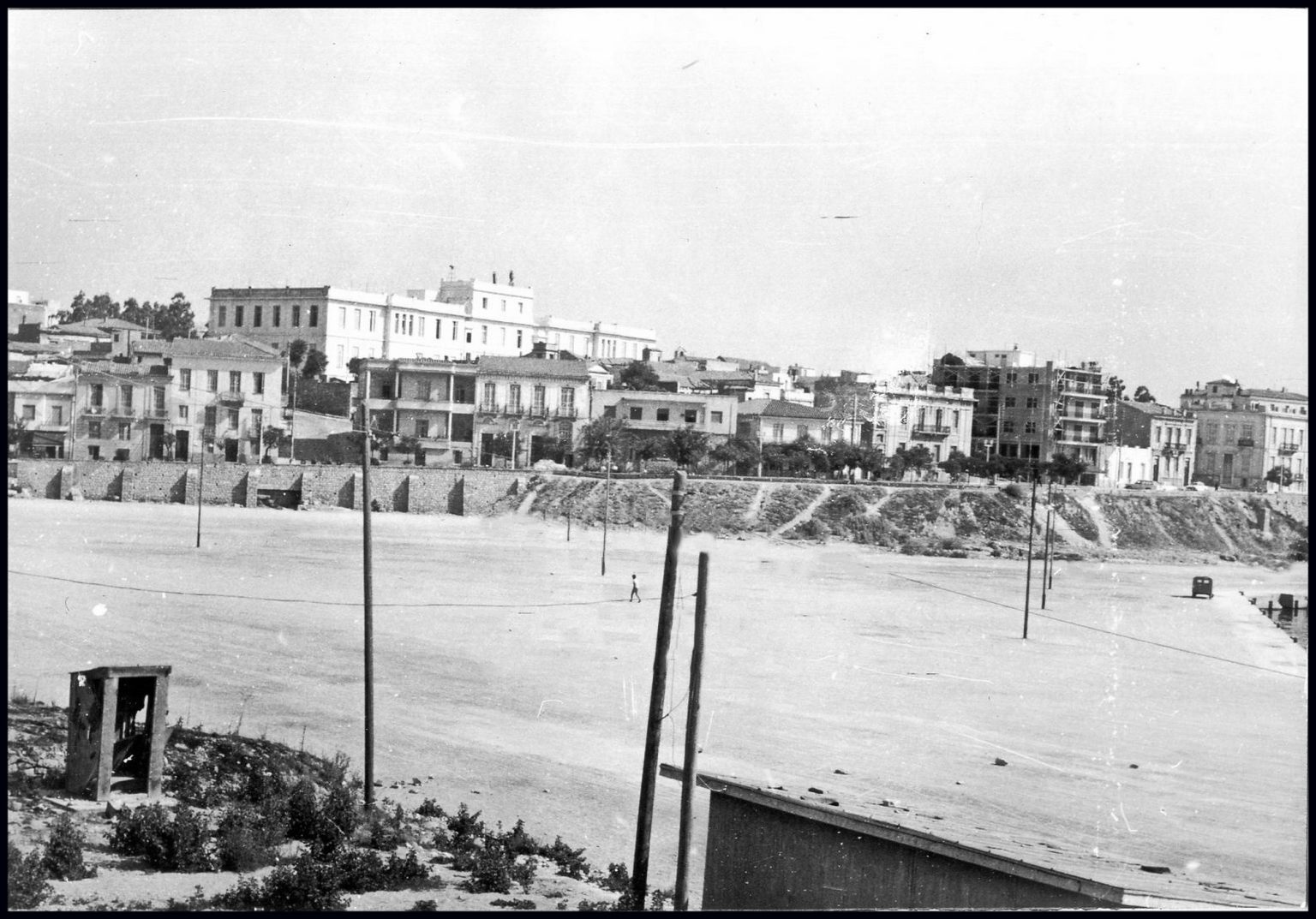 Παλιός Πειραιάς : Στον “Παπανικολή” το 1965.. | PireasPiraeus . the web