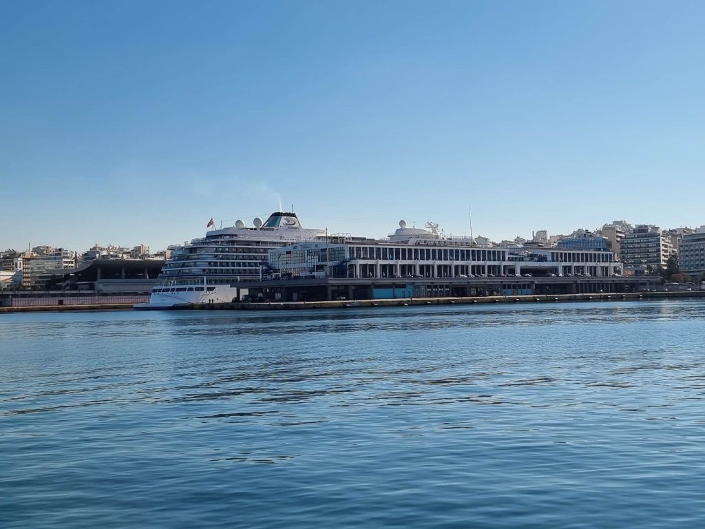 Royal Clipper : Στον Πειραιά το εντυπωσιακό ιστιοφόρο [video ...