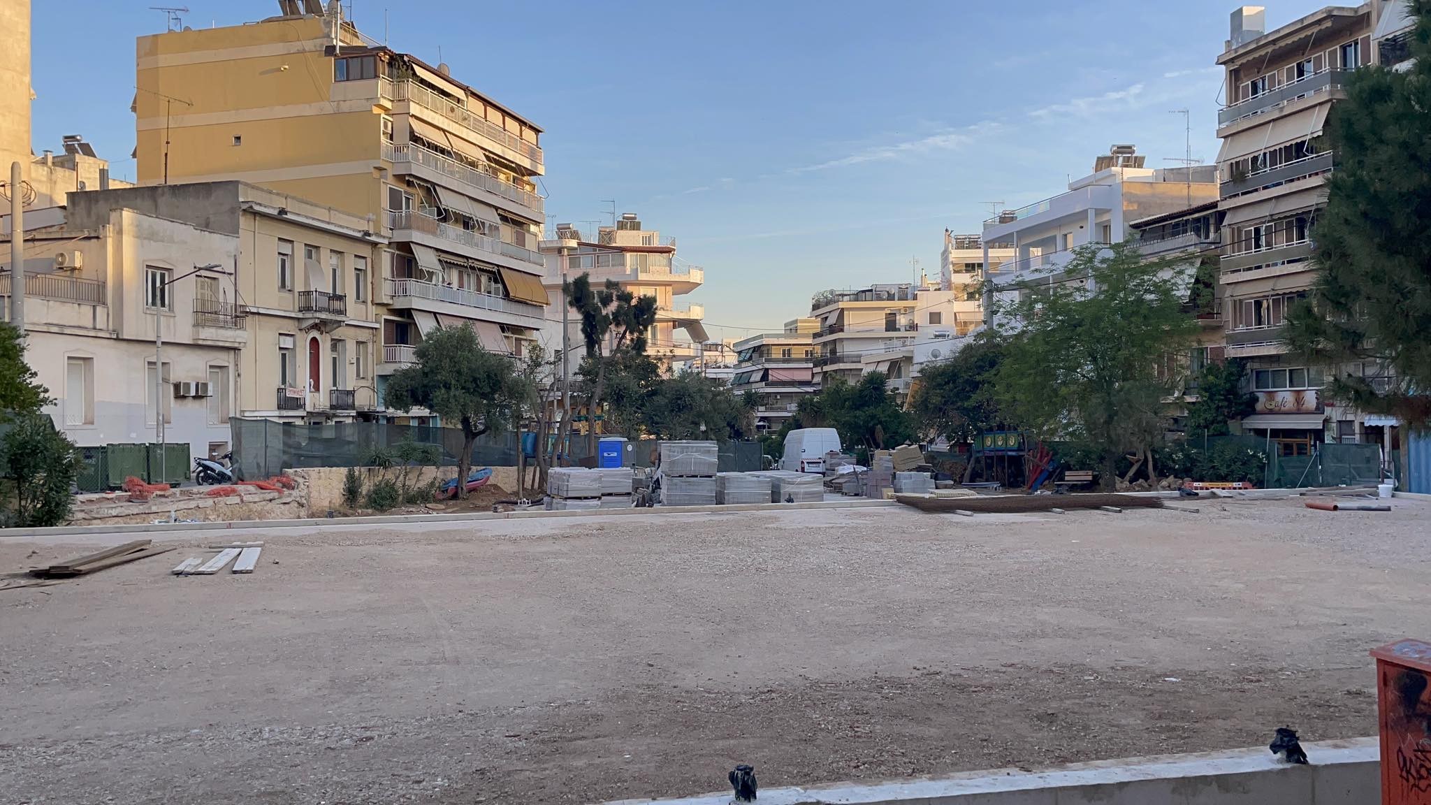 Πλατεία Καρπάθου : Συνεχίζεται η ανάπλαση/ανακατασκευή – Τι έχει ...