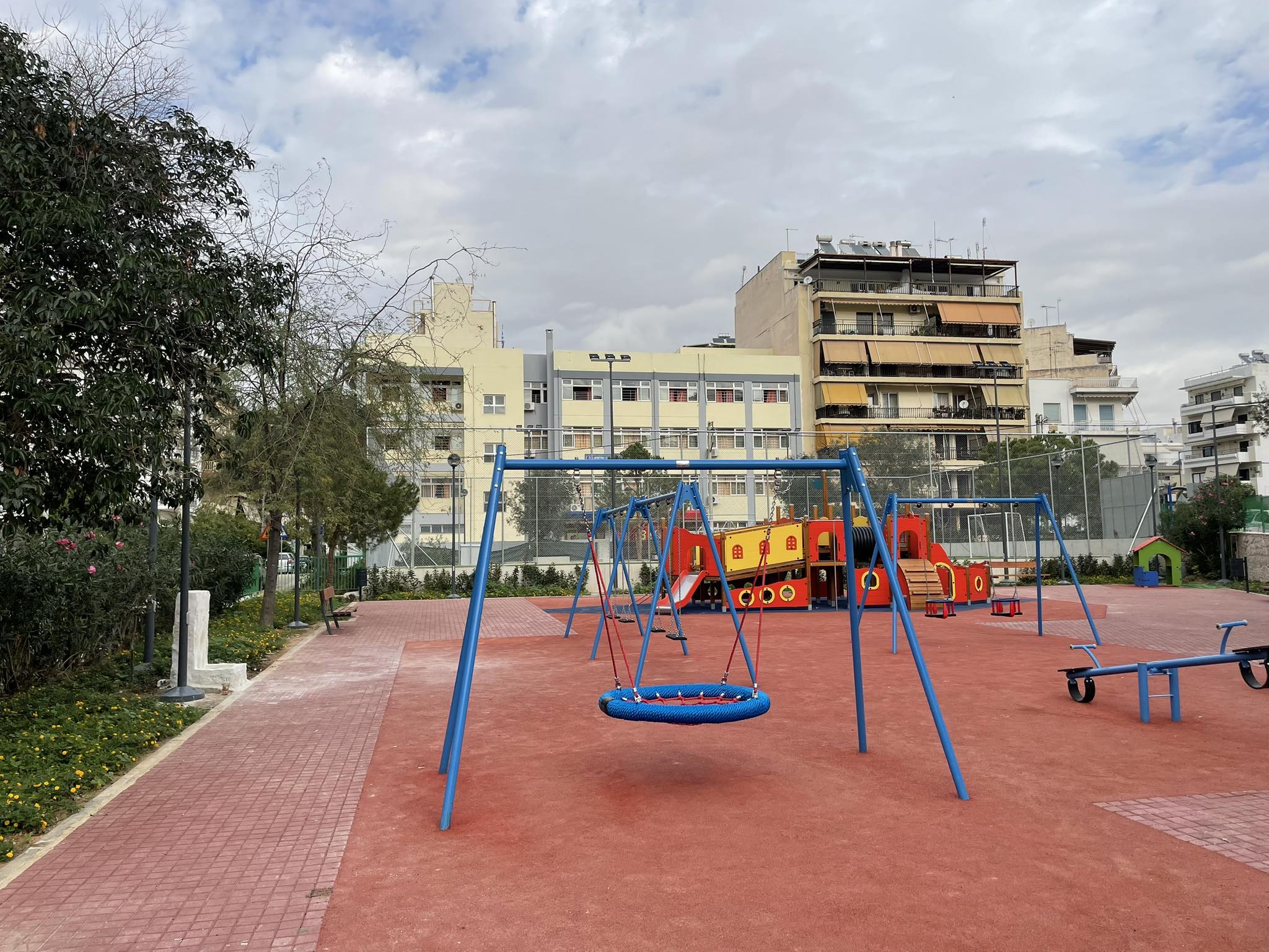 Πλατεία Καρπάθου : Έτοιμη η ιστορική πλατεία μετά την ανάπλαση ...