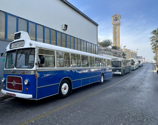 Επετειακή βόλτα για το “πράσινο του Περάματος” και άλλα 3 λεωφορεία του ...