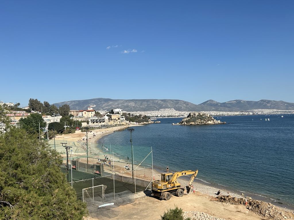 AMBIENCE : Αναχώρηση απο τον Πειραιά [video] | PireasPiraeus . the web