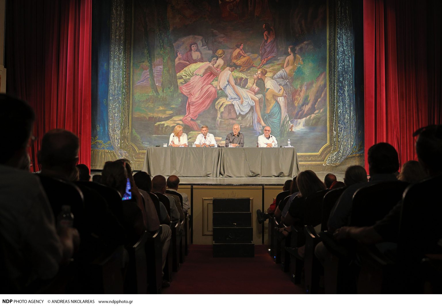 ΔΗΜΟΤΙΚΟ ΘΕΑΤΡΟ ΠΕΙΡΑΙΑ 2025-2026 || "Να φυτεύεις σπόρους · Να ανοίγεις ...