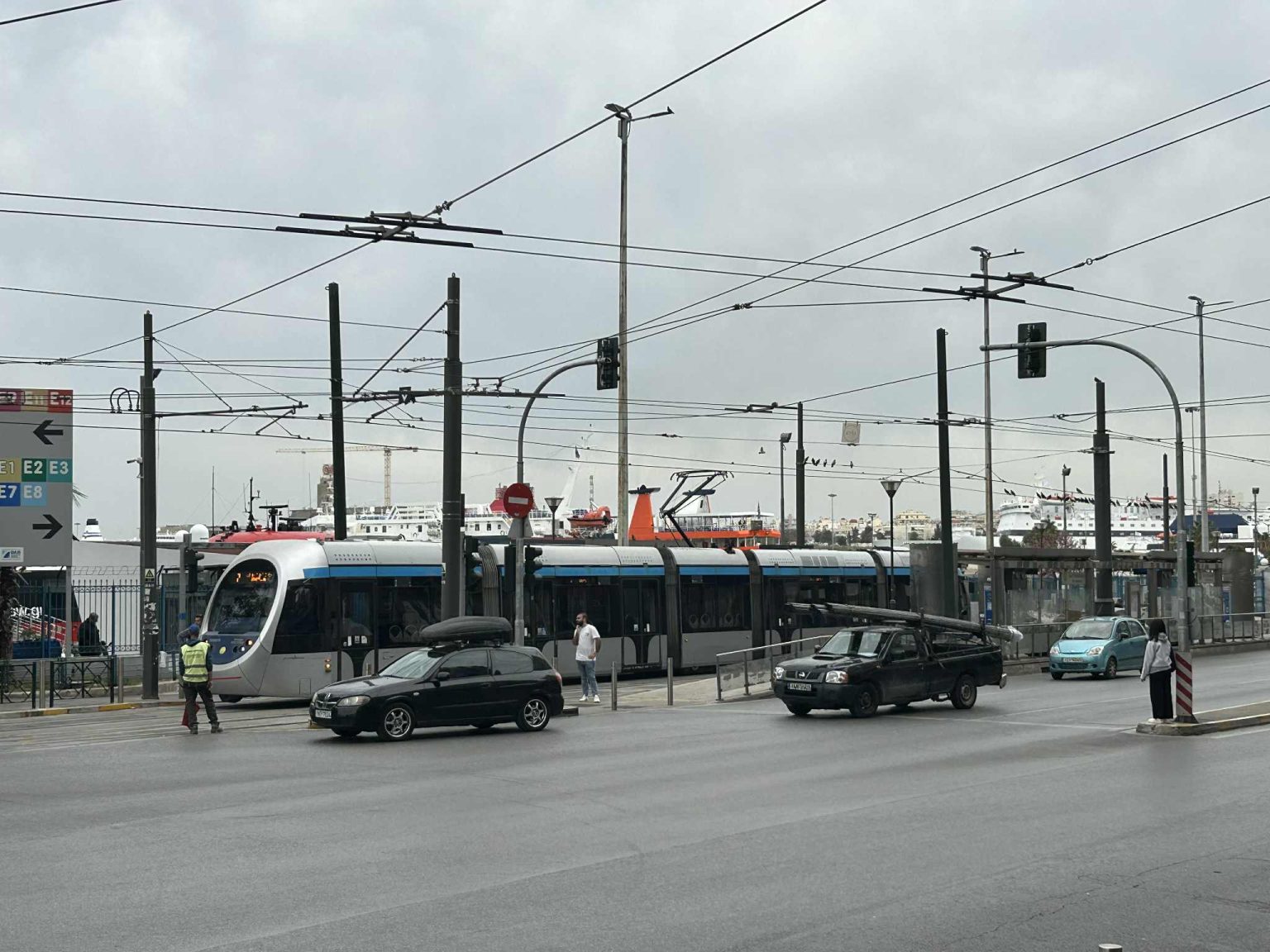 Τραμ Πειραιά: Μέχρι την άνοιξη θα τερματίζει στη στάση "ΑΚΤΗ ΠΟΣΕΙΔΩΝΟΣ ...